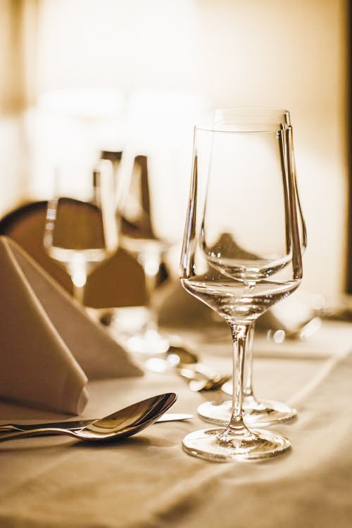 20 Essential Etiquette Rules For Sophisticated Dining